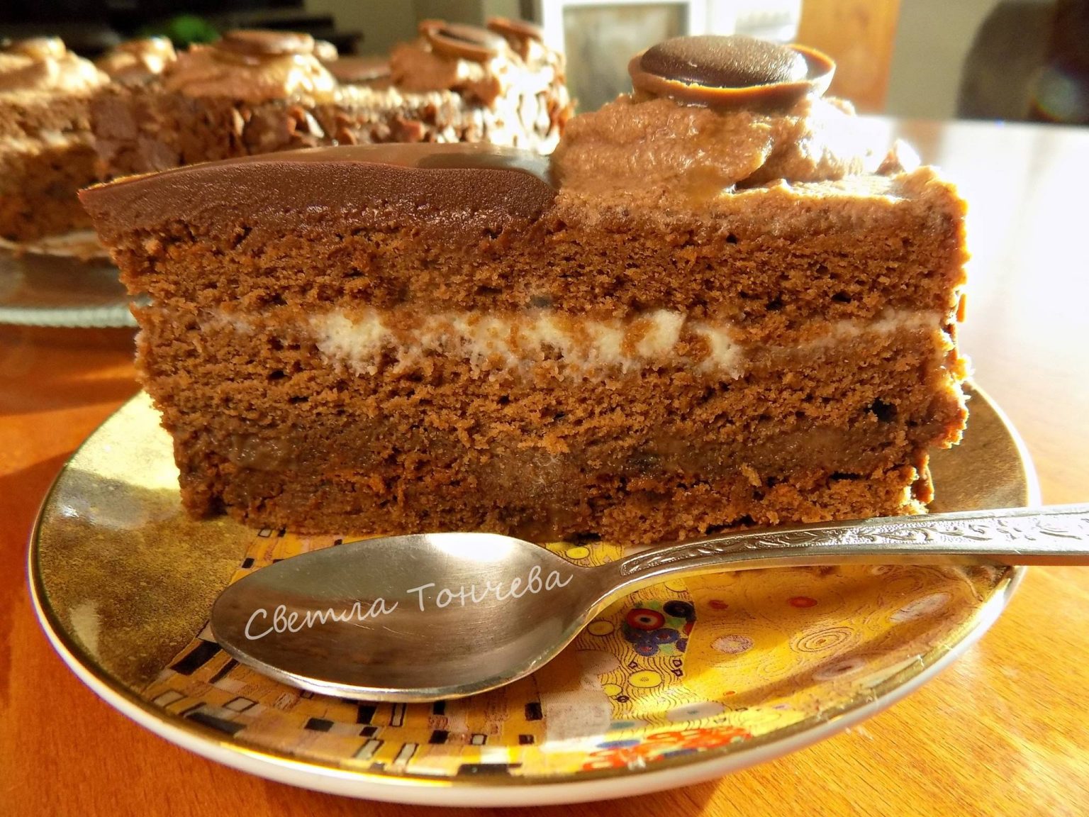 Няма как да се разминете само с едно парче от тази разкошна домашна ...